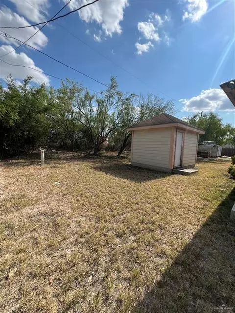 1206 Northpoint Dr, Pharr, TX 78577 | 13 Photos - Movoto