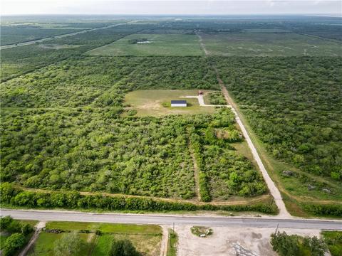 250 County Road 120, Alice, TX 78332 | 23 Photos | MLS #405968 - Movoto