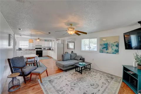 1520 S Kossuth St, Rockport, TX 78382 | 20 Photos - Movoto