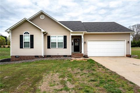 48 Maiden Homes for Sale - Maiden NC Real Estate - Movoto