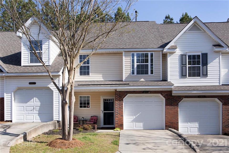 10841 Twisted Bark Ln, Charlotte, NC 28213 | 23 Photos - Movoto