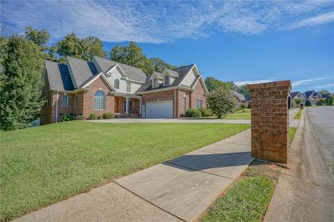 1010 Timber Run Dr, Salisbury, NC 28146 | 43 Photos | MLS #3908790 - Movoto
