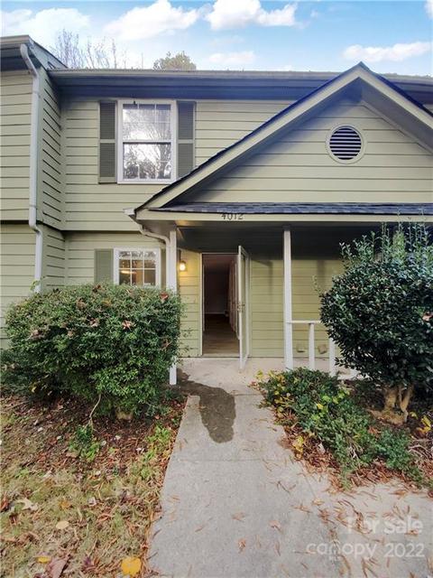 4012 Briarhill Dr, Charlotte, NC 28215 | 18 Photos | MLS #3921591 - Movoto