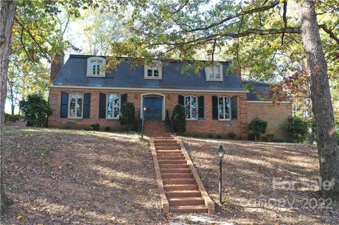 Single Family Homes for Sale in Wadesboro NC.