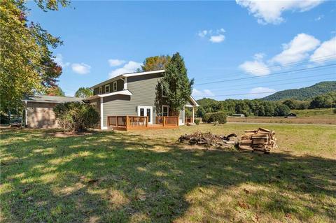 297 Grindstone Rd, Waynesville, NC 28785 | 41 Photos - Movoto