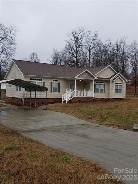 Single Family Homes for Sale in Maiden NC