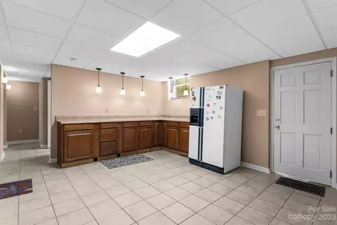 211 Meadowbrook Ct, Granite Falls, NC 28630 | 45 Photos - Movoto