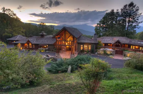 901 St Andrews Rd, Waynesville, NC 28786 | 43 Photos - Movoto