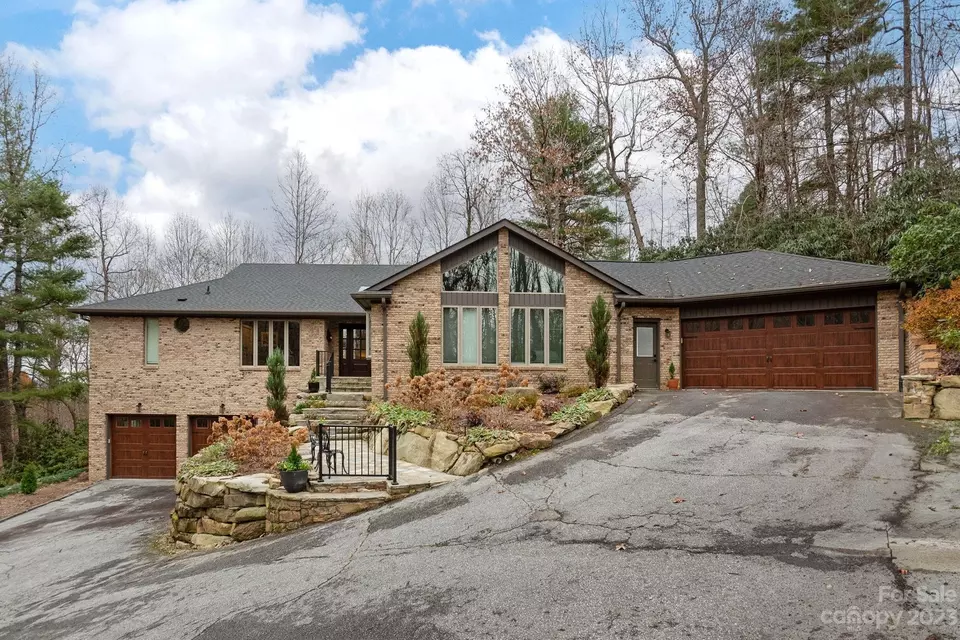 732 Overlook Dr, Flat Rock, NC 28731 | 47 Photos - Movoto