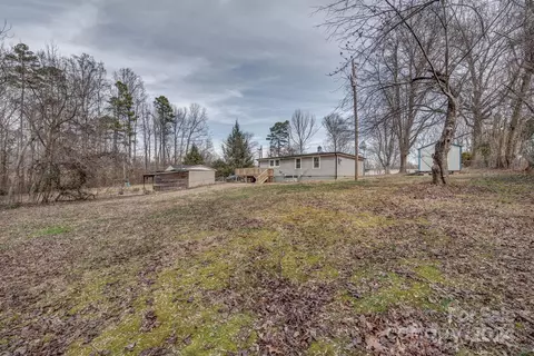 2714 Rufus Ratchford Rd, Gastonia, NC 28056 | 28 Photos - Movoto