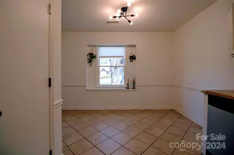 521 Rock Cliff Ct, Winston Salem, NC 27104 | 19 Photos - Movoto