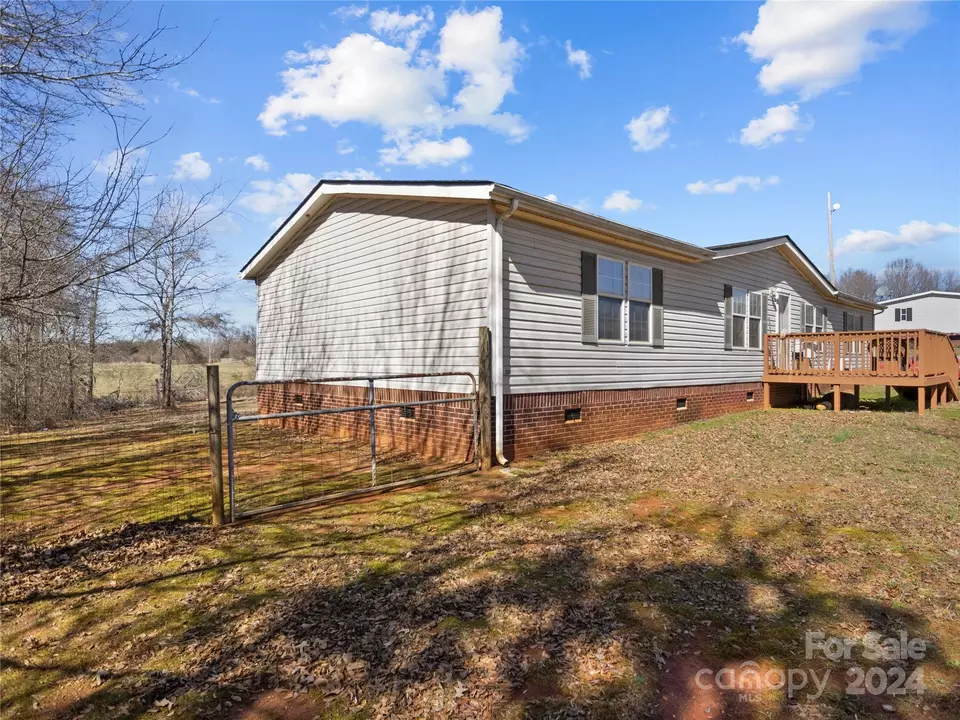 276 Andy Dr, Forest City, NC 28043 | 27 Photos - Movoto