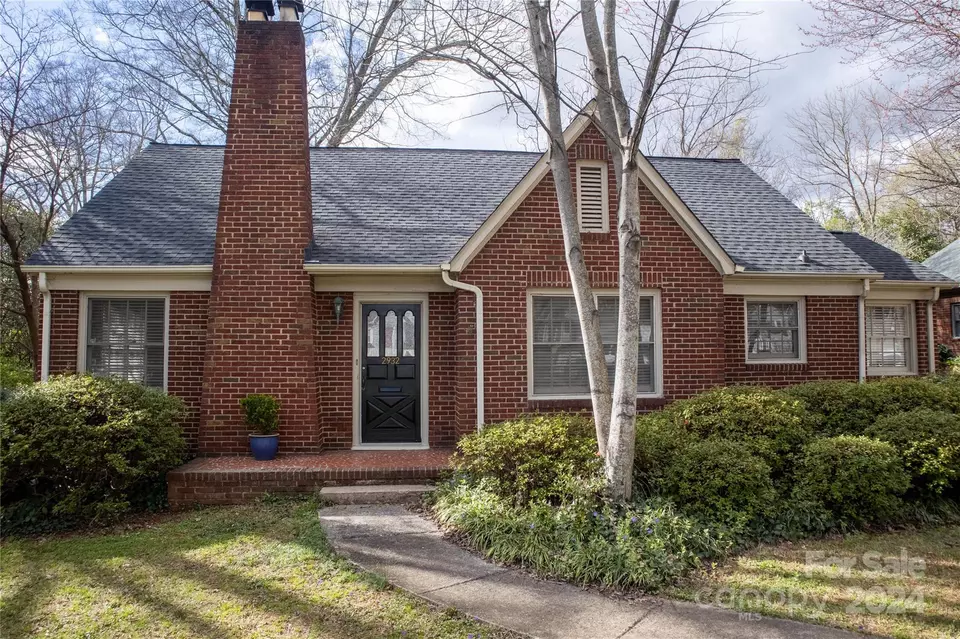 2932 Park Rd, Charlotte, NC 28209 | 17 Photos - Movoto