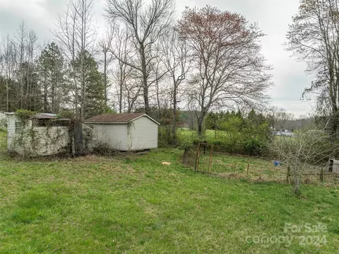 5199 Helms End Of Trl, Lincolnton, NC 28092 | 39 Photos - Movoto