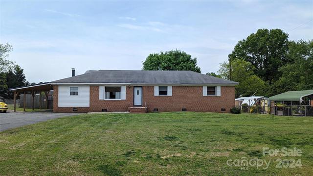 112 Smith Cir, Matthews, NC 28104 | 16 Photos - Movoto