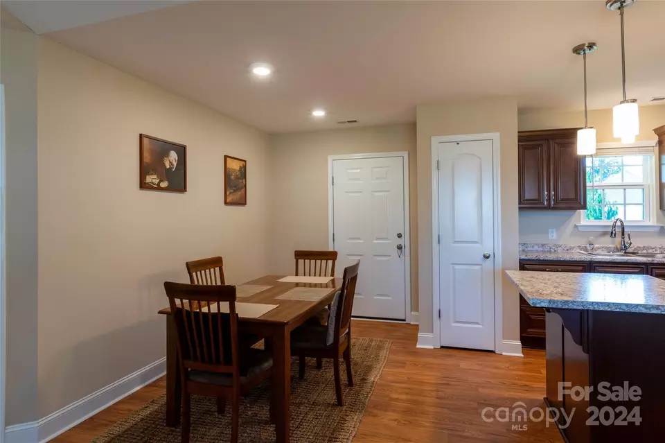 117 Landrum Ln, Kings Mountain, NC 28086 | 22 Photos - Movoto