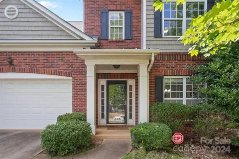 11520 Sidney Crest Ave, Charlotte, NC 28213 | 24 Photos - Movoto