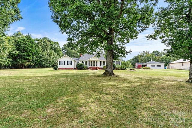128 10th Ne St NE, Hildebran, NC 28637 | 39 Photos - Movoto