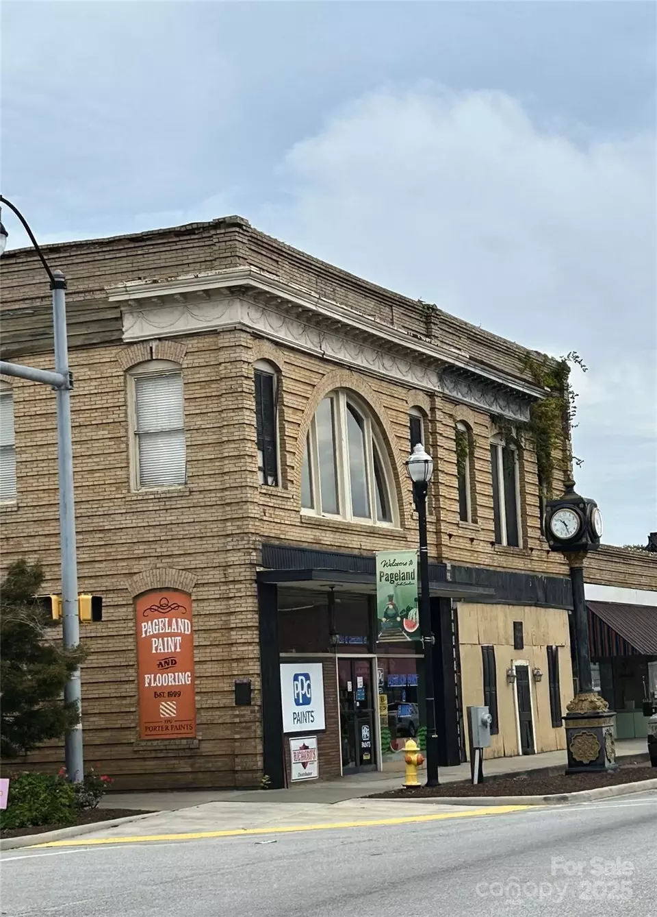 301 S Sycamore St, Pageland, SC 29728 | 12 Photos - Movoto