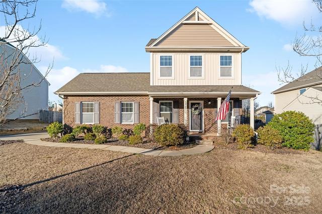 1065 Ellis Pond Dr, Rock Hill, SC 29730 | MLS# 4228256 | 2 Photos - Movoto