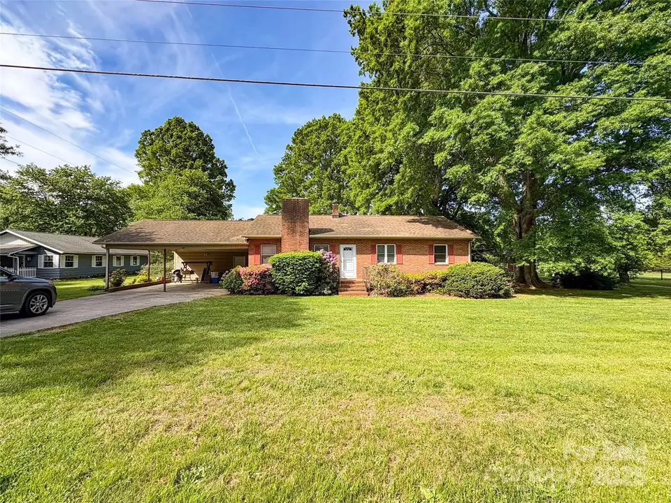 437 Old Mountain Rd, Statesville, NC 28677 | 6 Photos - Movoto