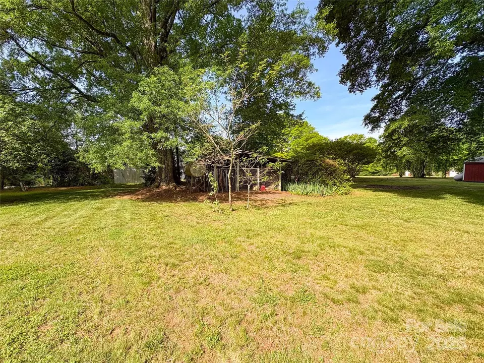 437 Old Mountain Rd, Statesville, NC 28677 | 6 Photos - Movoto