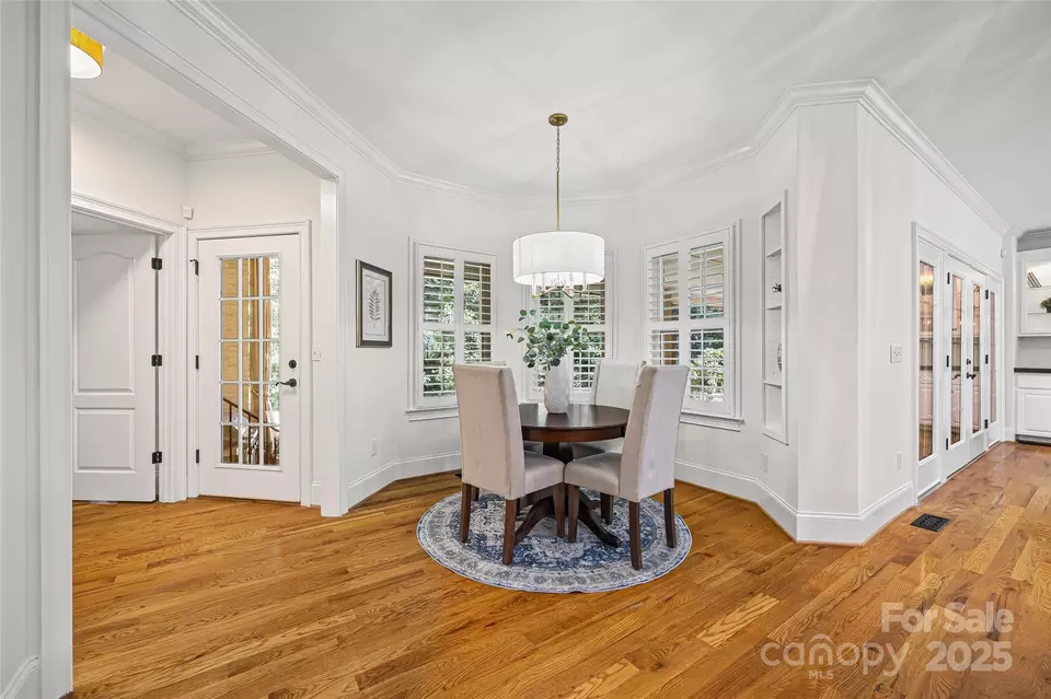 1385 Indigo Ct, Rock Hill, SC 29730 | MLS# 4304290 | 41 Photos - Movoto