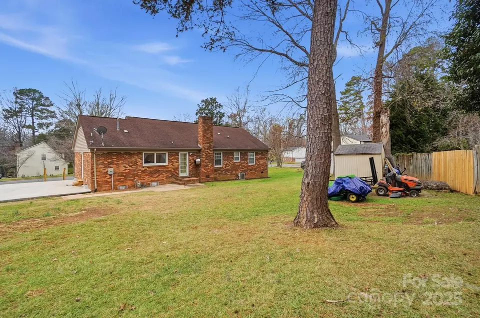 1610 Windyrush Ln, Gastonia, NC 28054 | MLS# 4327804 | 40 Photos - Movoto