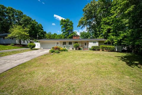 220 Rockspring Dr, Thomasville, NC 27360 - Movoto