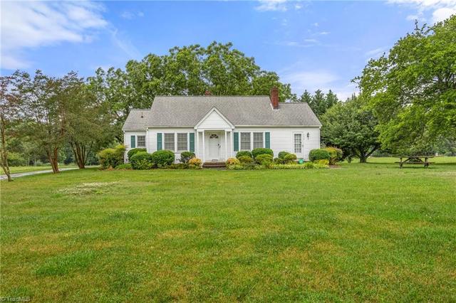 3629 Leonard Rd, Lexington, NC 27295 | 36 Photos | MLS #1109691 - Movoto