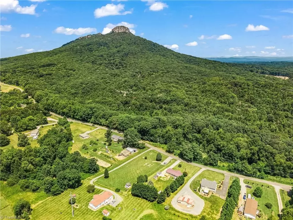 1540 Pinnacle Hotel Rd, Pinnacle, NC 27043 | 45 Photos - Movoto