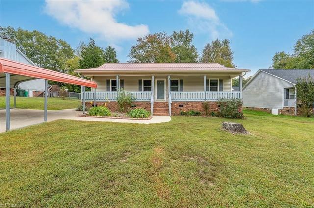 220 Sam Kinley Dr, Thomasville, NC 27360 | 22 Photos - Movoto