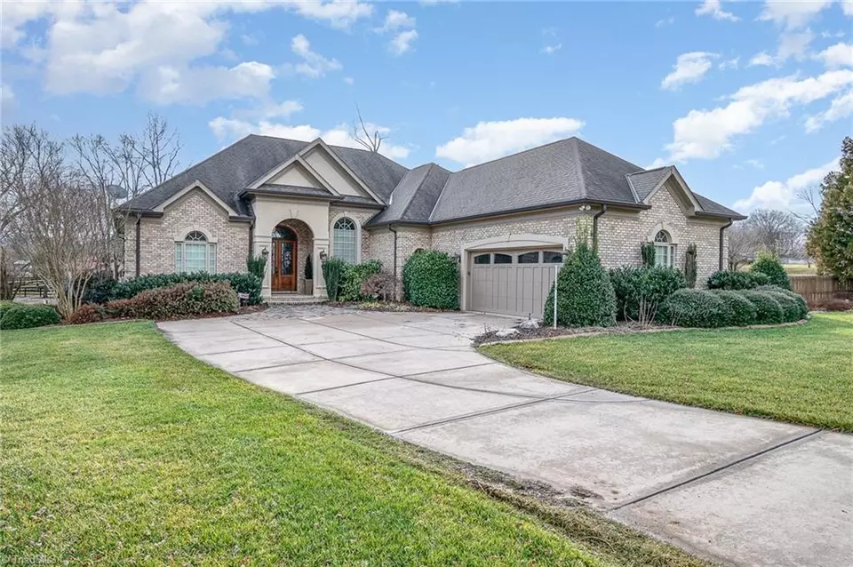 2863 Spencer Rd, Archdale, NC 27263 | 49 Photos - Movoto