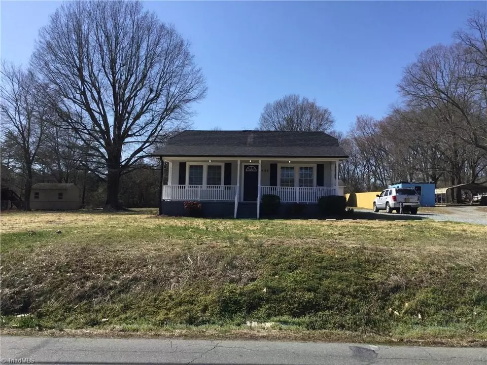 448 Glen Raven Rd, Burlington, NC 27217 | 43 Photos - Movoto