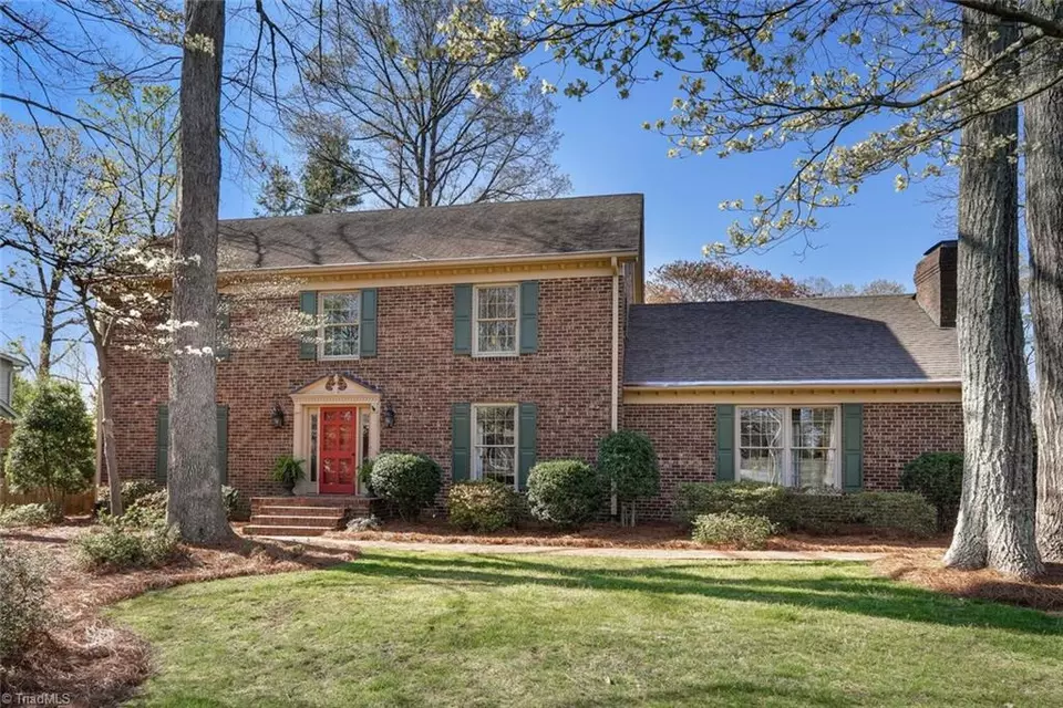 4207 Hobbs Rd, Greensboro, NC 27410 | 41 Photos - Movoto