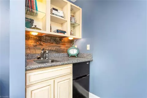 6969 Brandi Wood Cir, Summerfield, NC 27358 | 50 Photos - Movoto