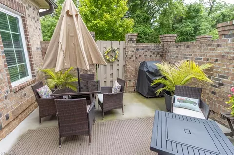 654 Nikyle Cir, High Point, NC 27265 | 40 Photos - Movoto