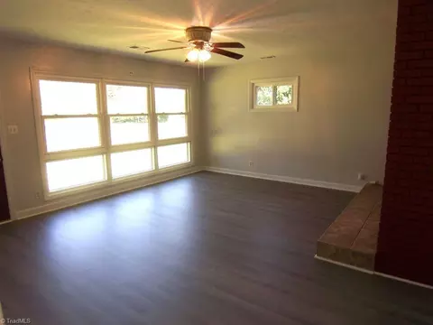 2533 Woodlyn Way E, Greensboro, NC 27407 | 17 Photos - Movoto