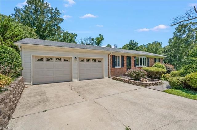5265 Sweetwater Ct, Greensboro, NC 27407 | 49 Photos - Movoto