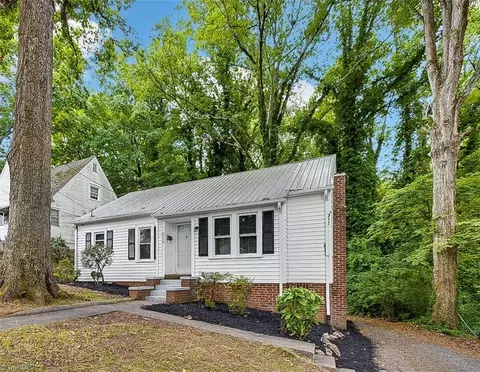 510 Worth St, Asheboro, NC 27203 | 16 Photos - Movoto