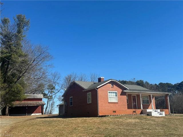 4704 Austin Traphill Rd, Elkin, NC 28621 | 24 Photos - Movoto