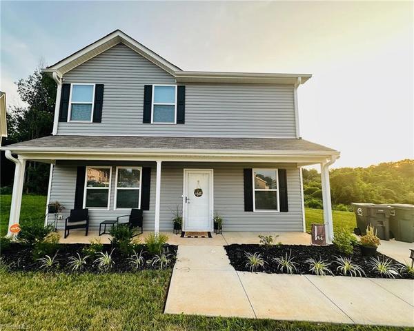 2700 Tuskegee St, Greensboro, NC 27405 | 13 Photos - Movoto