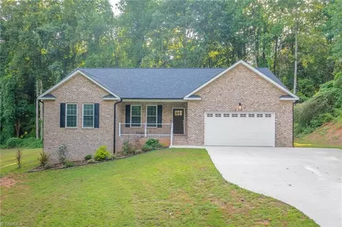 Statesville, NC Single Family Homes For Sale - Movoto