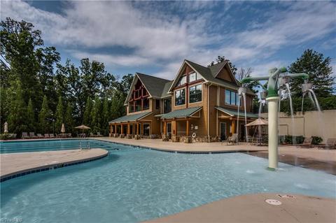 Henson Forest Real Estate | 13 Homes for Sale in Henson Forest ...