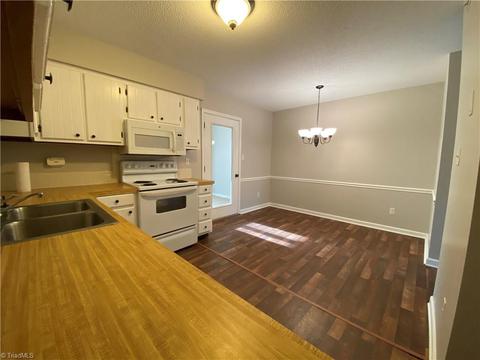 1038 Cedar Place Ct #248, Winston Salem, NC 27107 | 11 Photos - Movoto