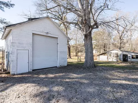 7851 Old Beulah, Kenly, NC 27542 | 30 Photos - Movoto