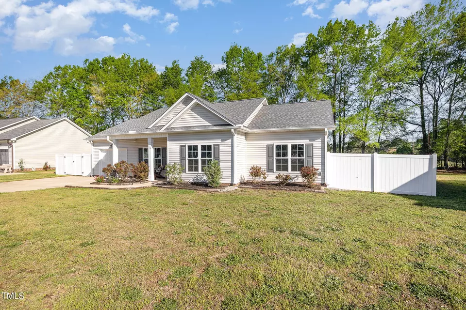 24 Trace Turner, Coats, NC 27521 | 24 Photos - Movoto