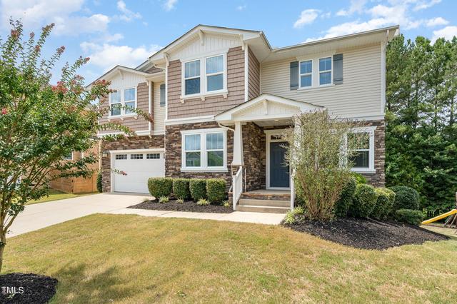 Royall Glenn Commons Townhomes, Wake Forest Homes with Backyard Oasis ...