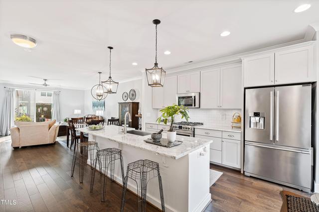 1 Oakwood Townes Raleigh Homes For Sale & Oakwood Townes, Raleigh Real ...