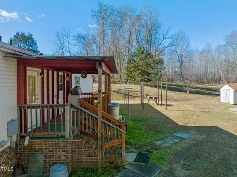 931 Claiborne Cir, Skipwith, VA 23968 | 17 Photos - Movoto